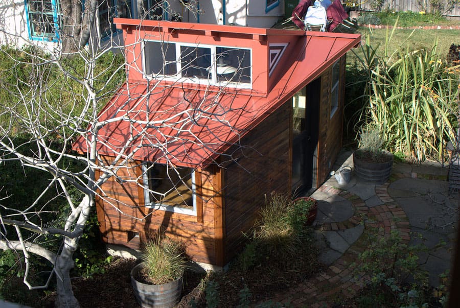 Backyard Working Cabin - Teeny Abode