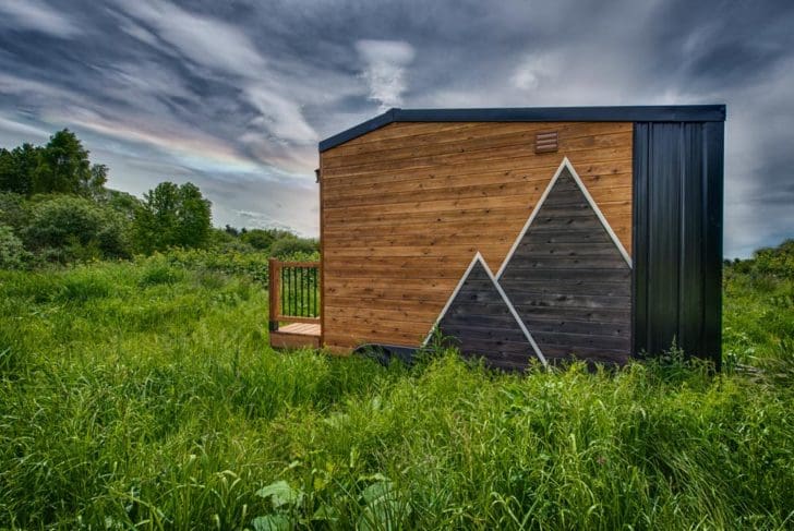 This 90-Square-Foot Tiny House Is Perfect To Live Large In A Small Space