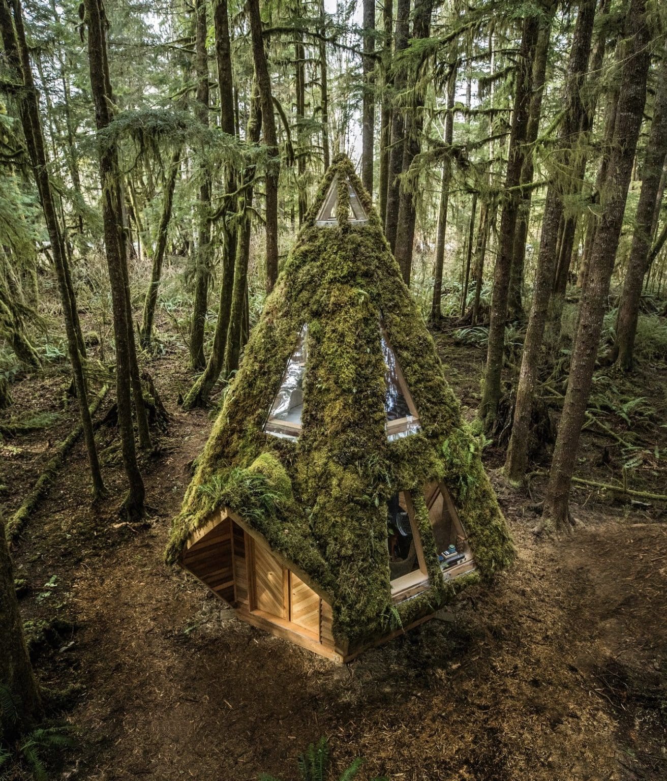 This Dreamy Diamond Cabin Is A Whimsical Combination Of Geometry And ...