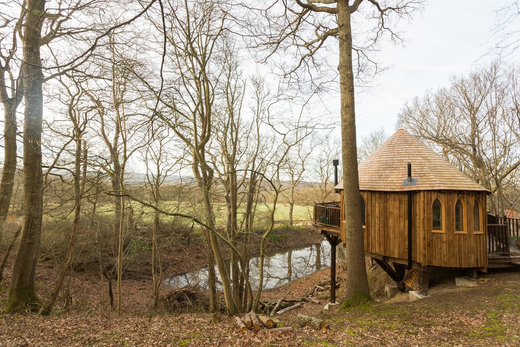 Hoots Treehouse Is Secluded And Picture-Perfect Nestling In An Area Of ...