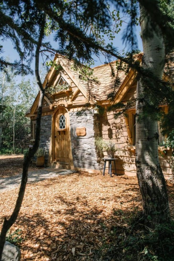 Fairytale Tiny Cottage Is A True Magic That Comes To Life - Teeny Abode ...
