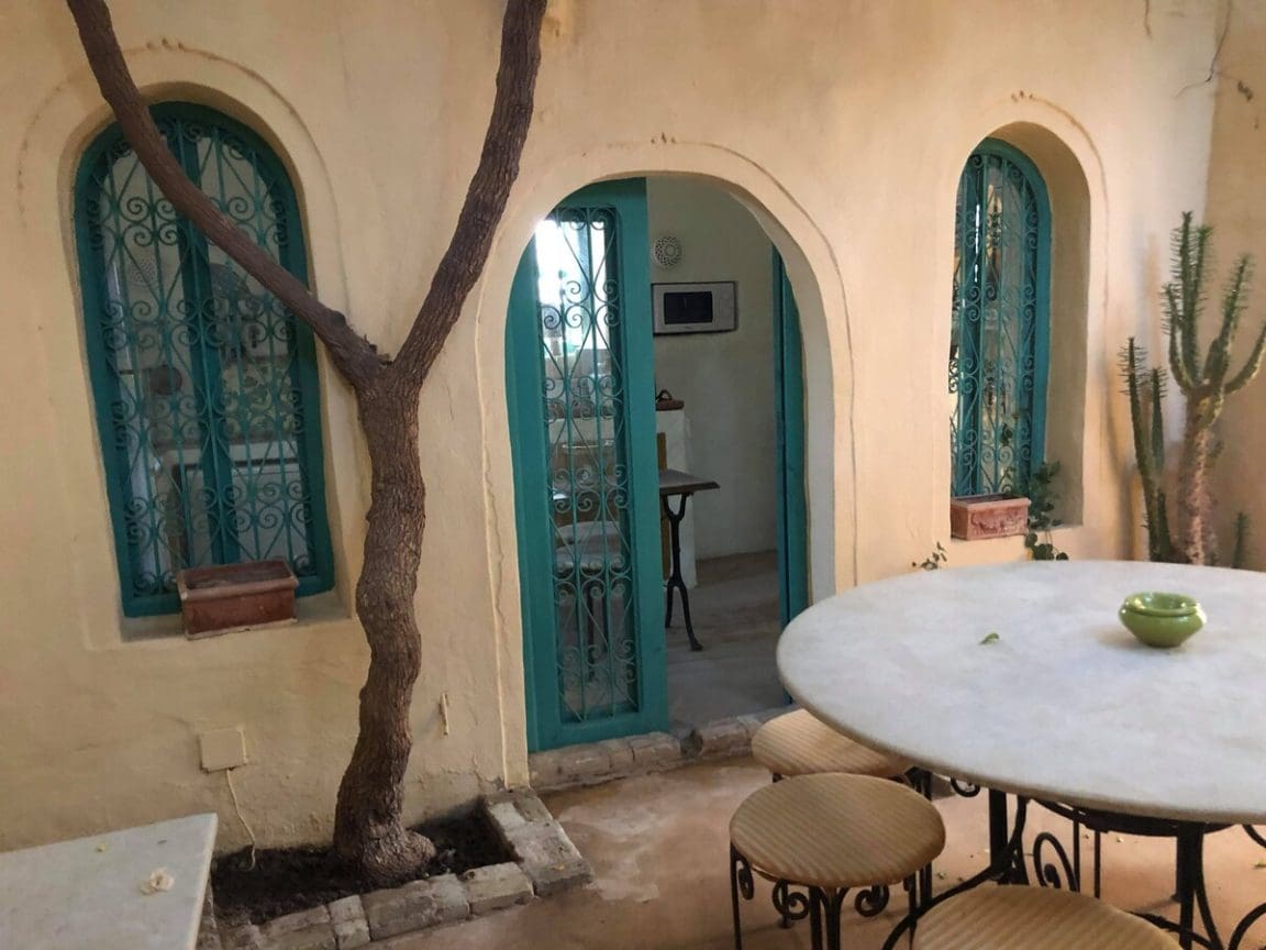 This Tunisian Unique House Is Charming And Cozy With A Very Pleasant ...