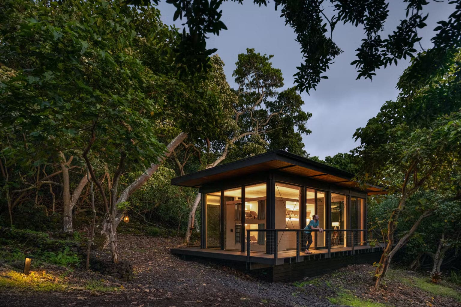 A Modern Off-Grid Cabin in Hawaii: Off-Grid Living at Its Finest